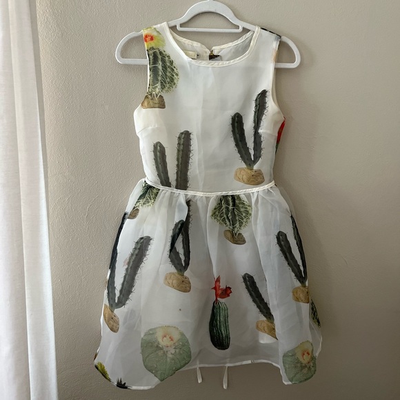 red azalea | Dresses | Puff Cactus Dress | Poshmark